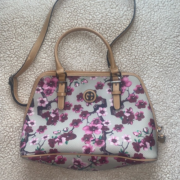 Giani Bernini | Bags | Giani Bernini Floral Bag | Poshmark